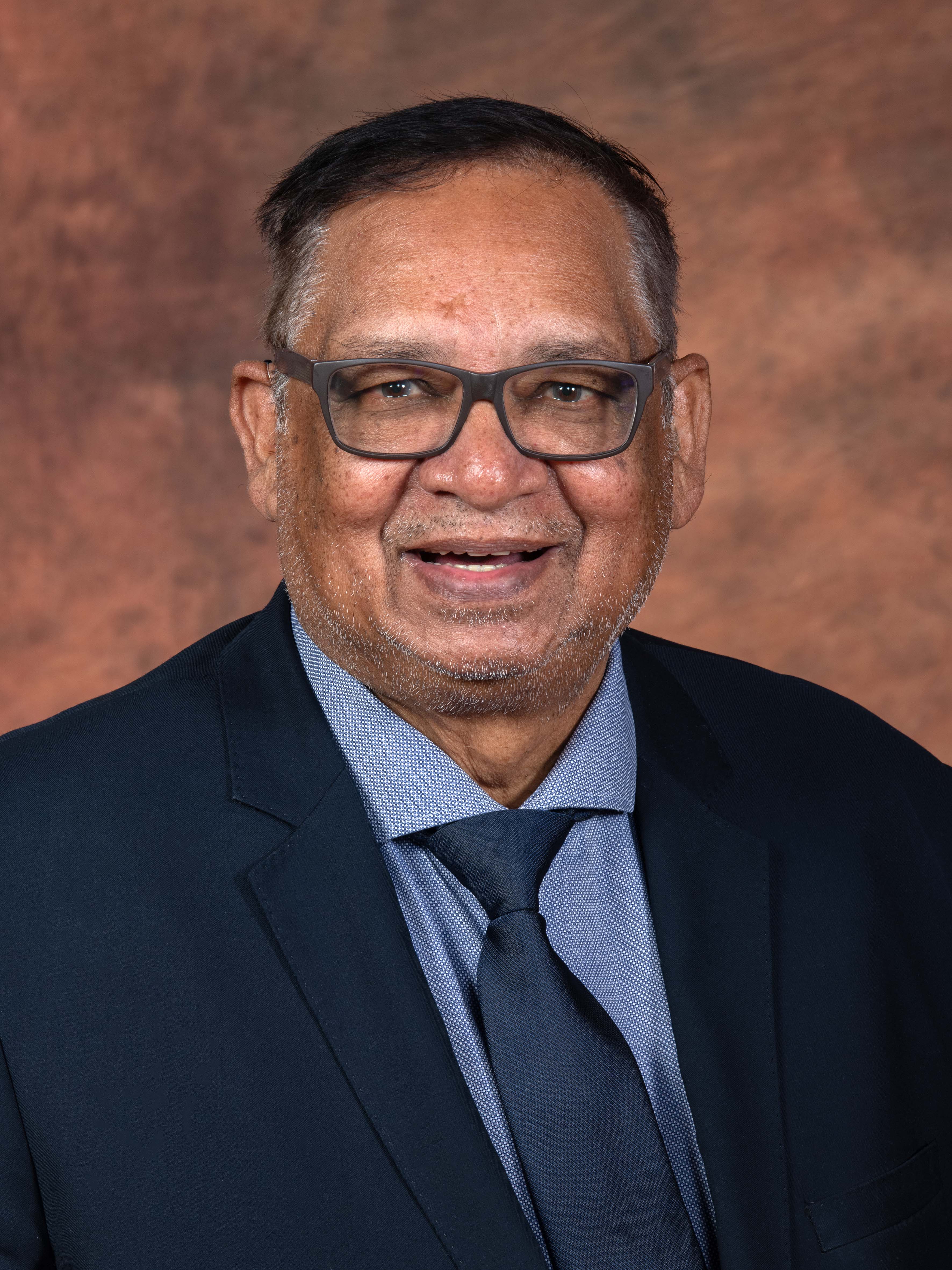 Mogamad Ganief Ebrahim Hendricks, Mr | South African Government