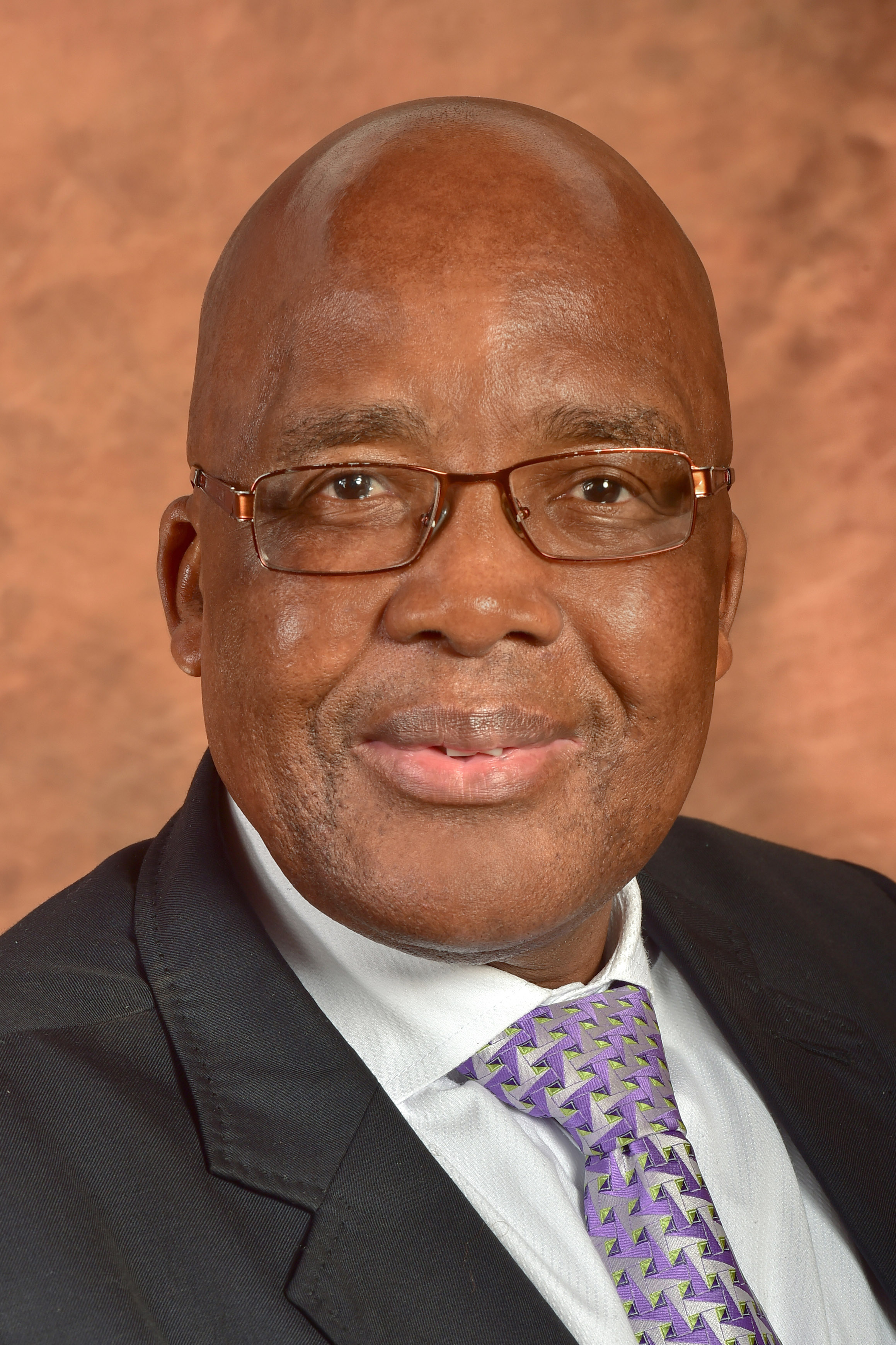 Aaron Motsoaledi, Dr | South African Government